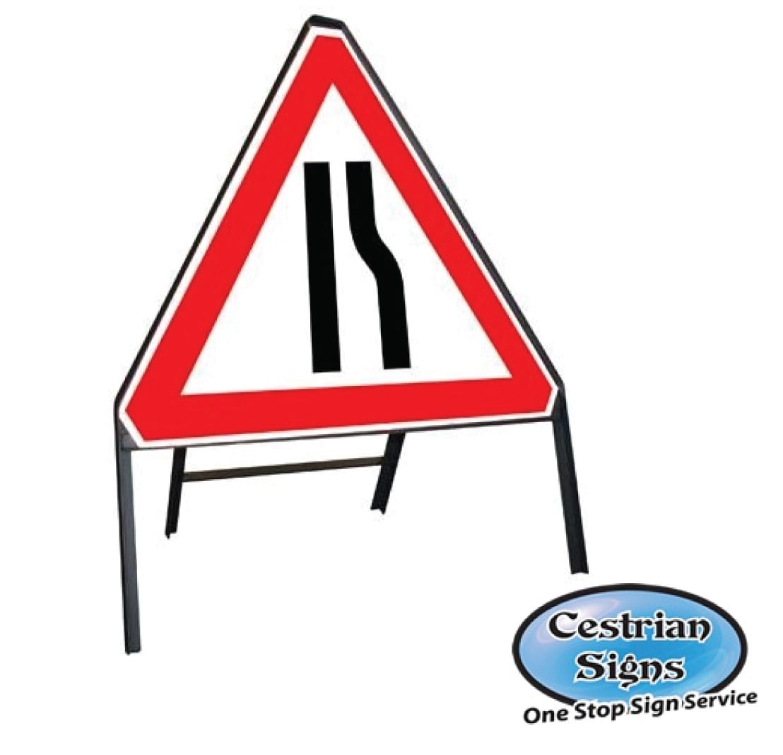Road Narrows Right Stanchion Sign | Cestrian Signs